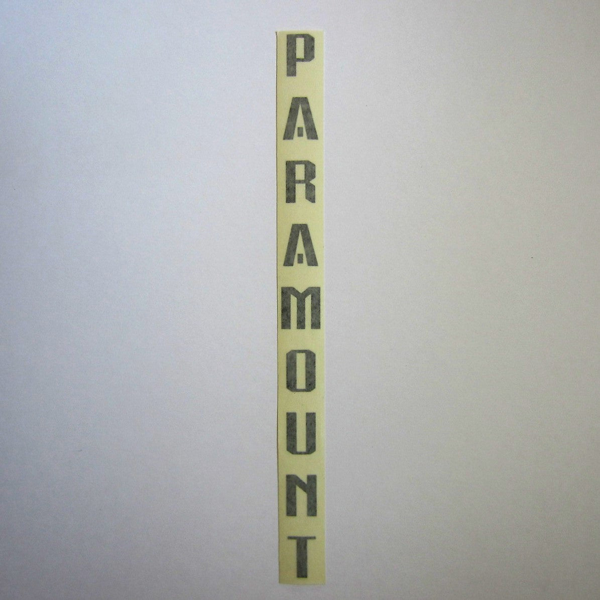 Paramount Decal Black 14" x 1" – FitnessGraphics.com